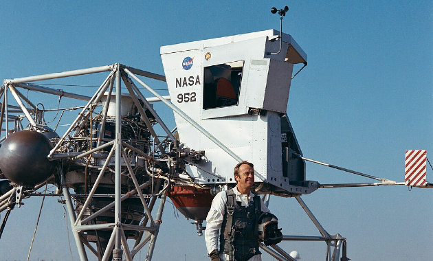 Az első amerikai volt az űrben, de csak 10 év után lépett a Holdra Alan ...